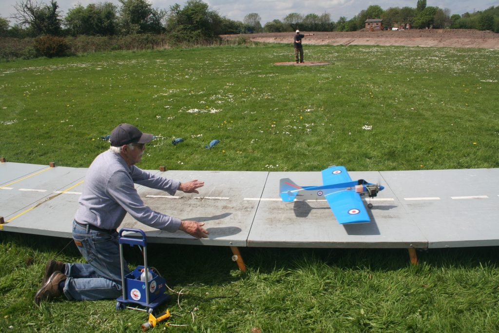 The UK and Europe's Control-line Carrier-Deck Site!